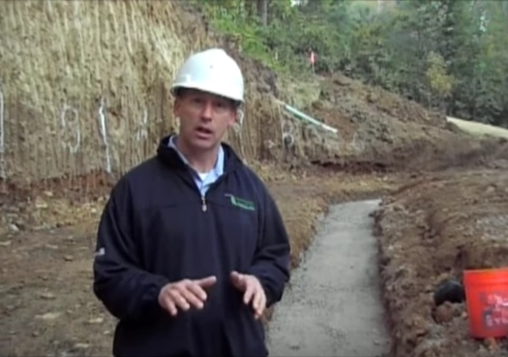 Segmental Retaining Wall Base Course Installation - Retaining Wall News